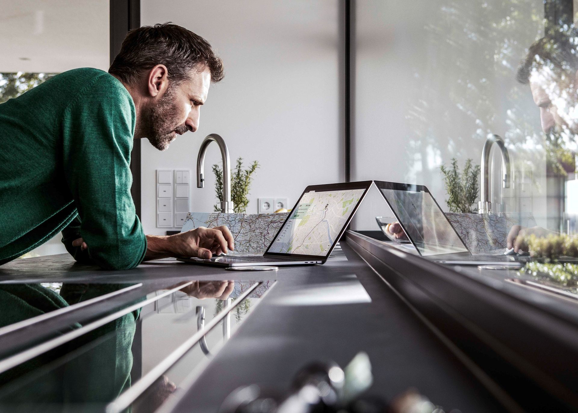 PVCu Windows Near Me - Find a Window Installer - REHAU