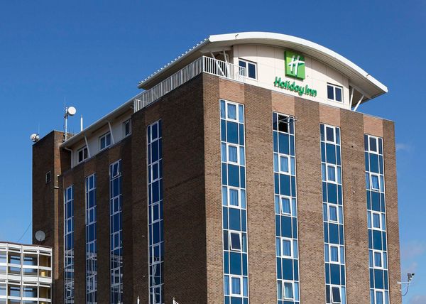 Pivot Windows - Fully Reversible uPVC Window System - REHAU