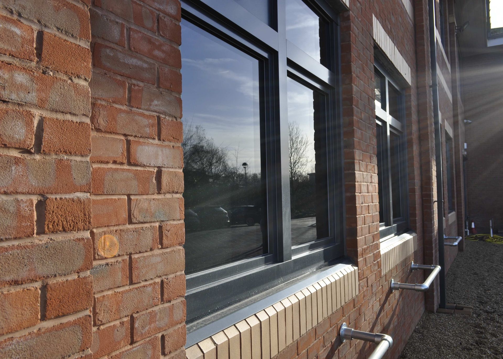 Aluminium Clad PVCu Windows - GENEO AluTop - REHAU