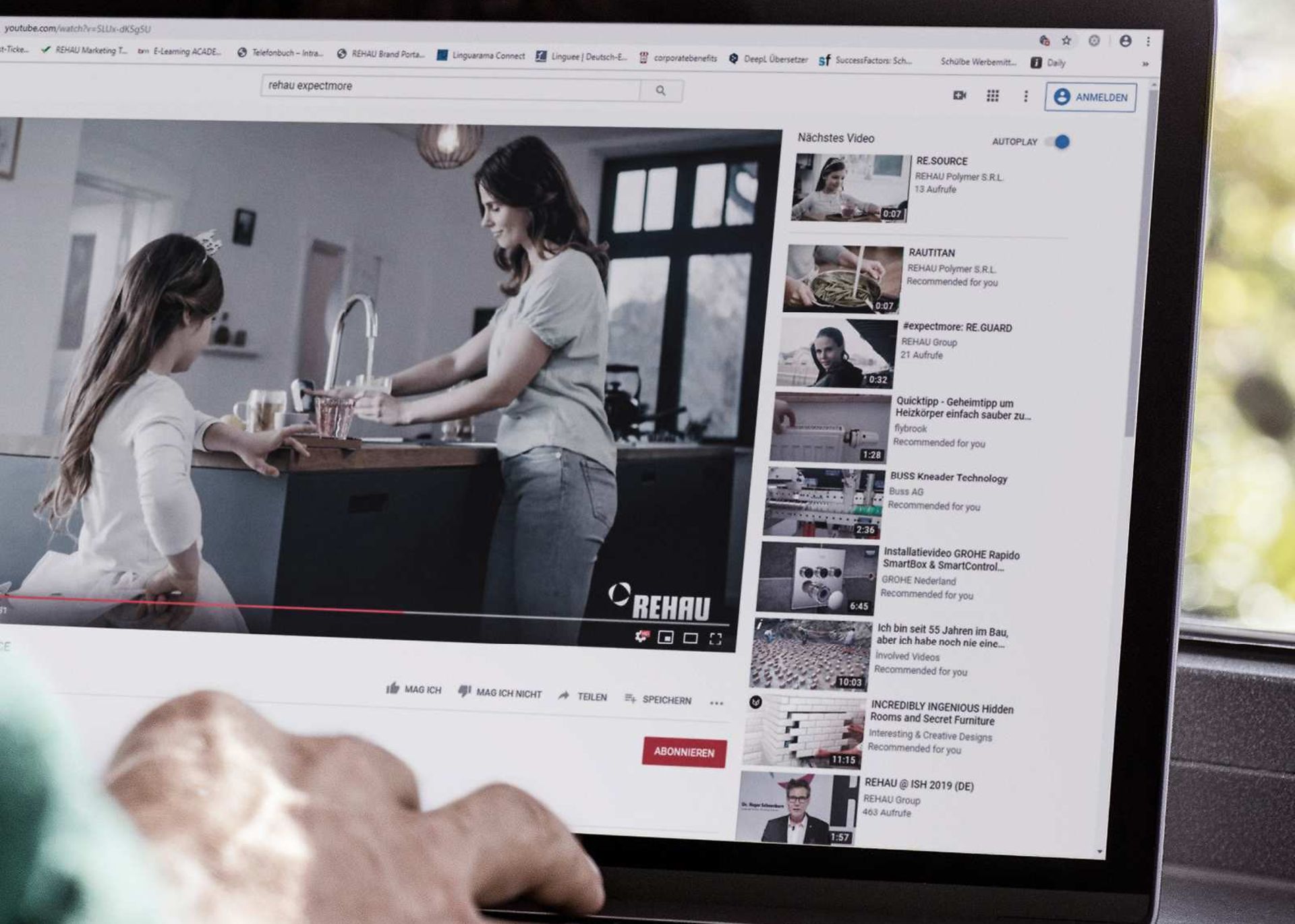 In The Frame - REHAU