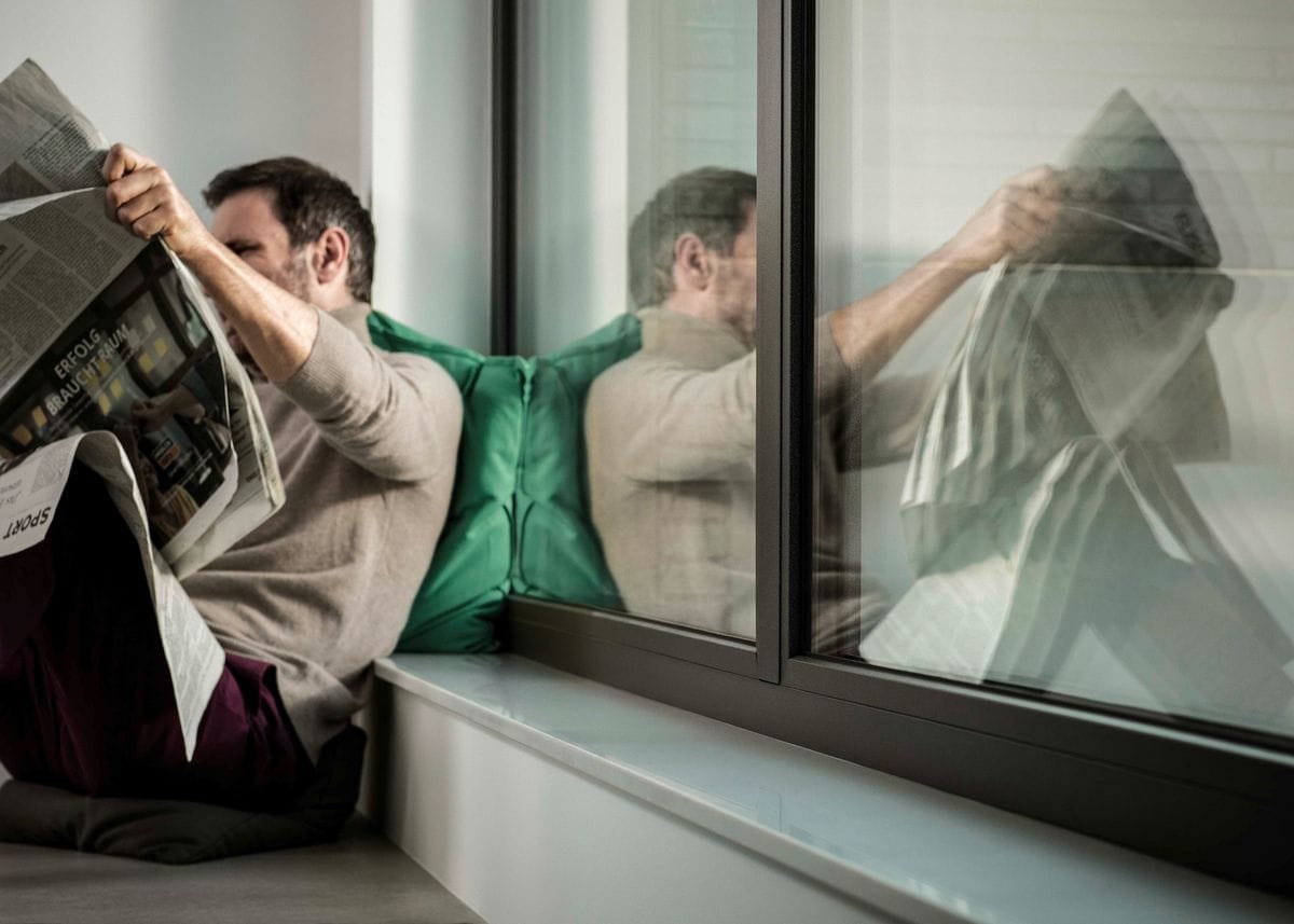 Prozori antracit boje: Popularna boja za vaše prozore | REHAU