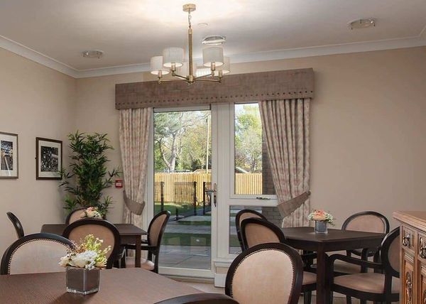 Balmoral Care Home - REHAU