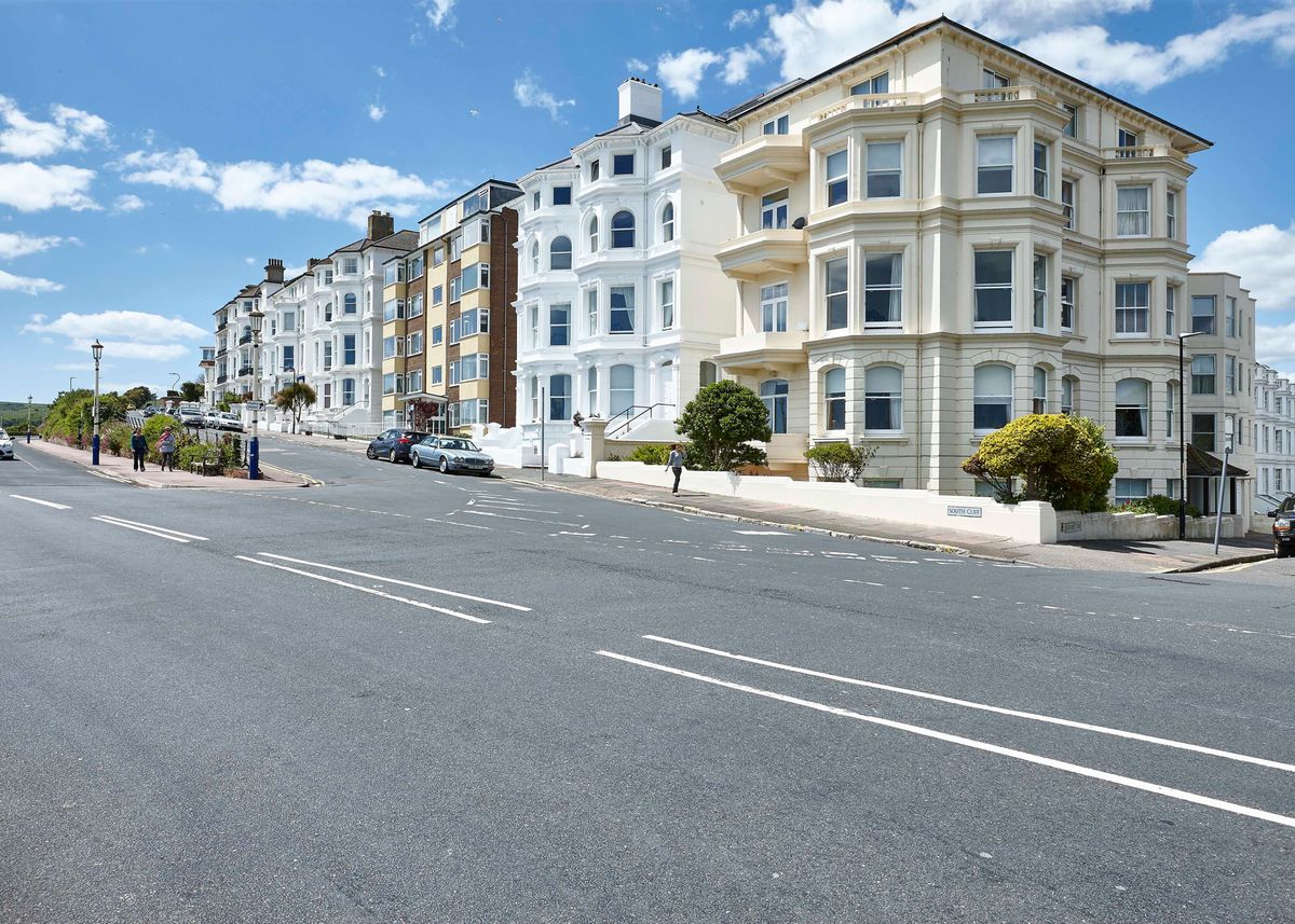 Energy Efficiency Drives for Historic Homes - REHAU